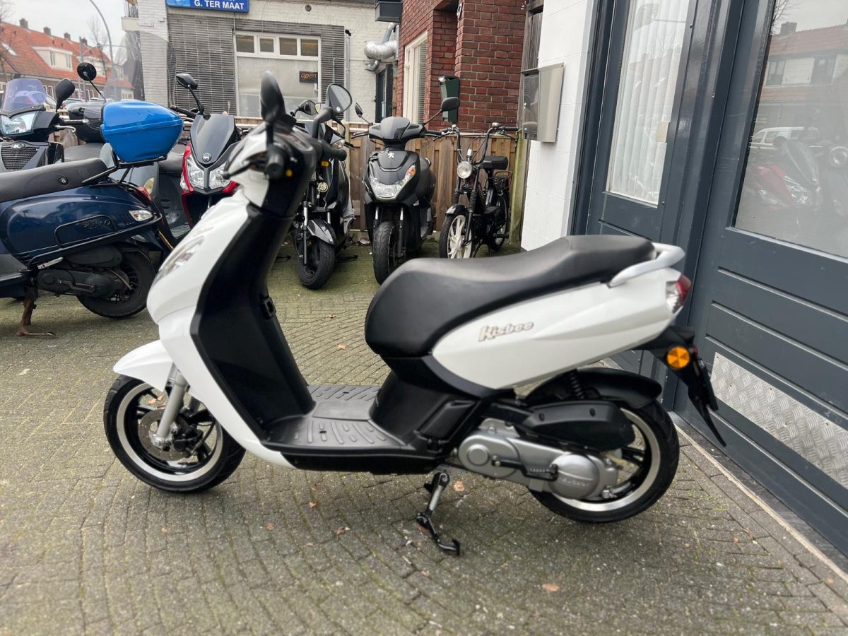 Peugeot Kisbee 4T – Zeer Lage Km-stand! - Scooter Outlet Almelo